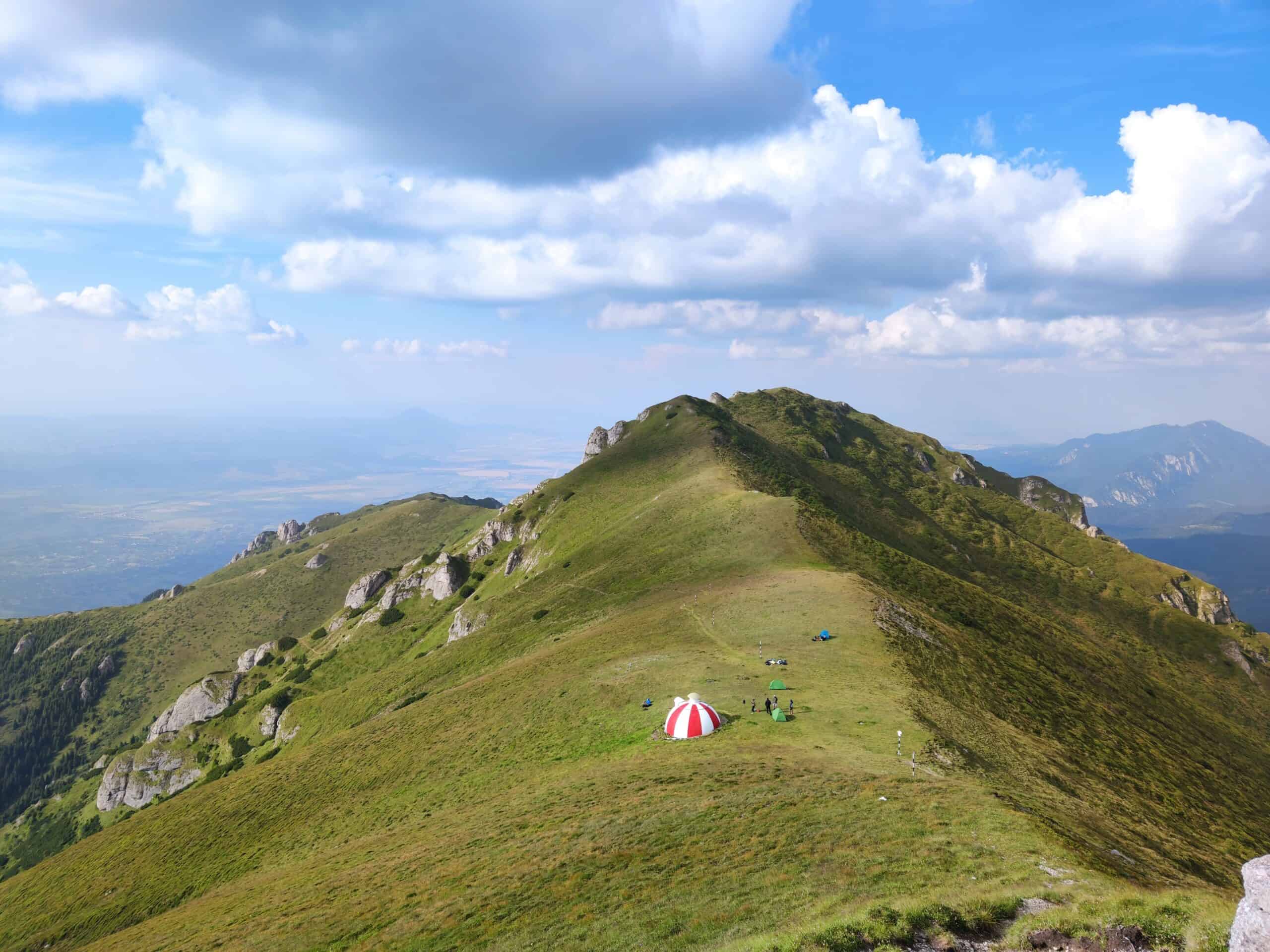 Bucegi: Vârful Omu - Vârful Scara - Turnurile Țigănești - Culmea ...
